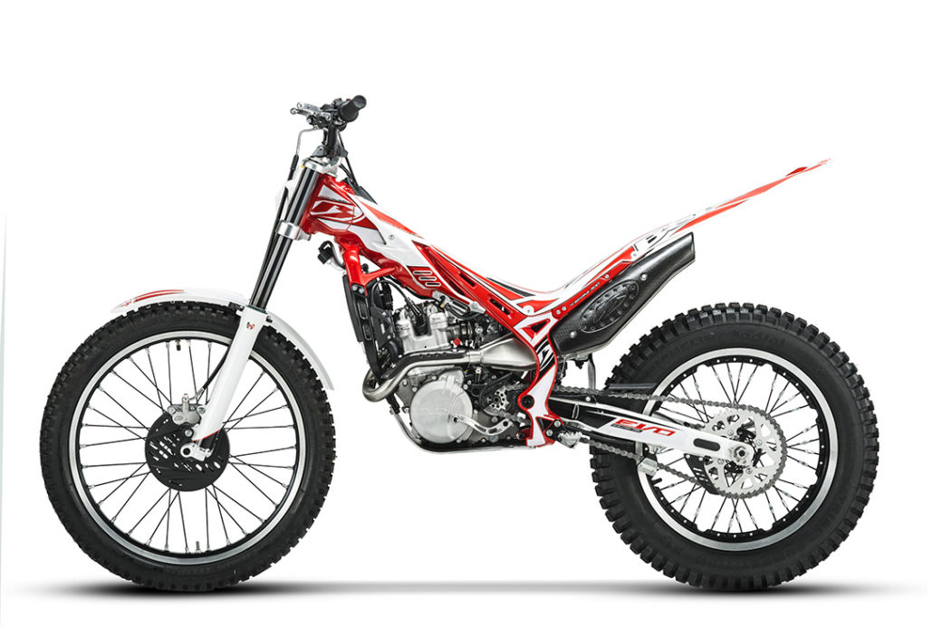 Beta presents the new 2017 Evo Trials range